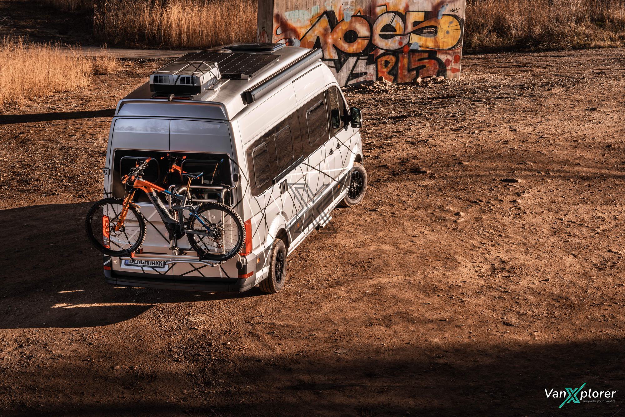 PROJECT BENCHMARK - vanXplorer