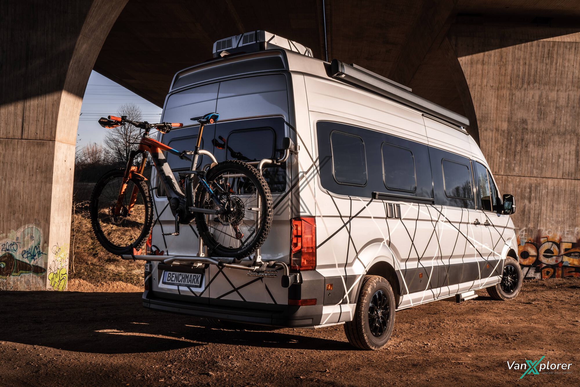 PROJECT BENCHMARK - vanXplorer