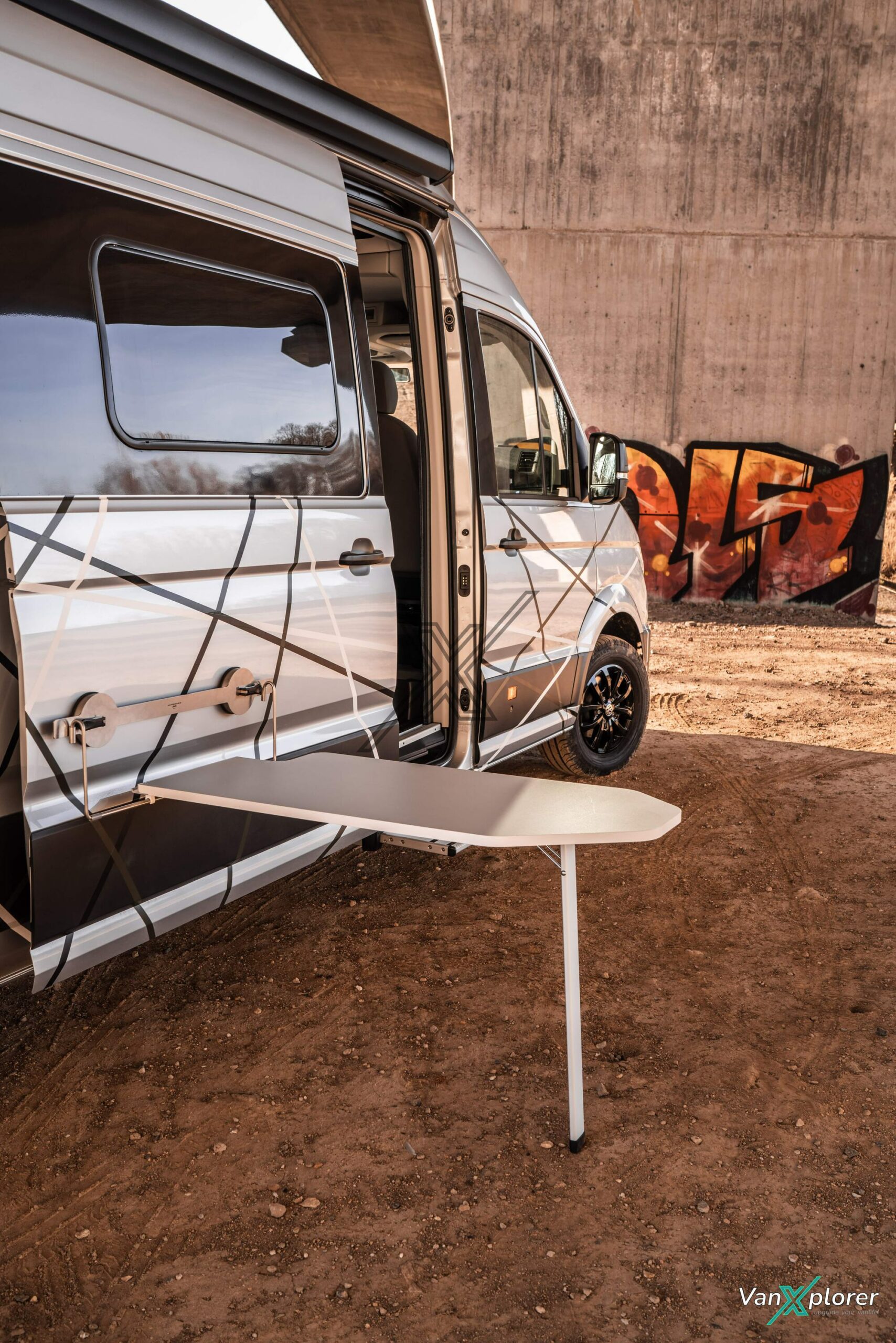 PROJECT BENCHMARK - vanXplorer